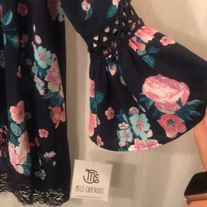 Miss Chievous | Sweaters | Nwt Miss Chievous Beautiful Light Floral ...